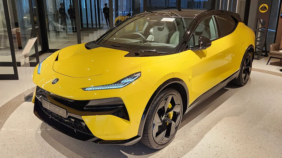 Lotus tại Việt Nam: Giá xe, đại lý & thông tin mới nhất 2026