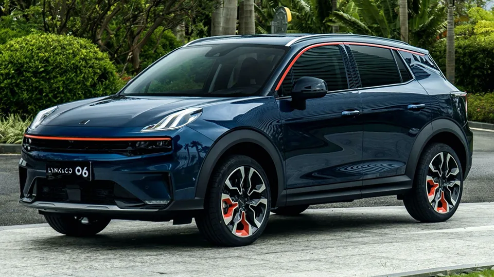 Lynk & Co 06: Ưu đãi, Bảng giá 10/2025 & đánh giá chi tiết
